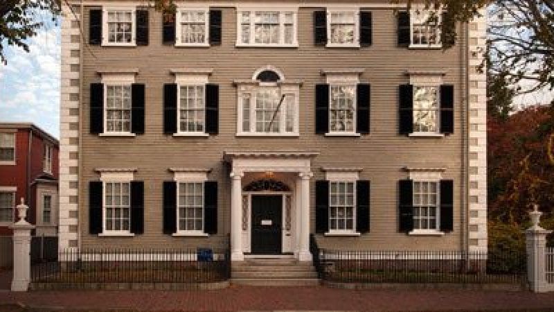 Historic New England's Phillips House - Haunted Happenings